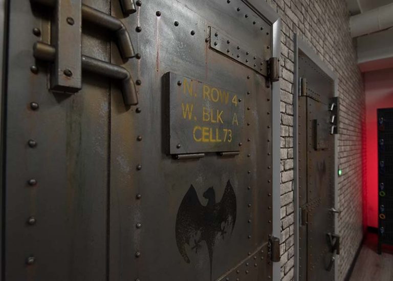 Prison Break – Red Button Escape